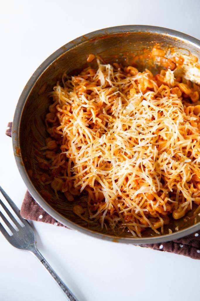 Cheesy Gochujang Ramen Noodles - An Expression Of Food